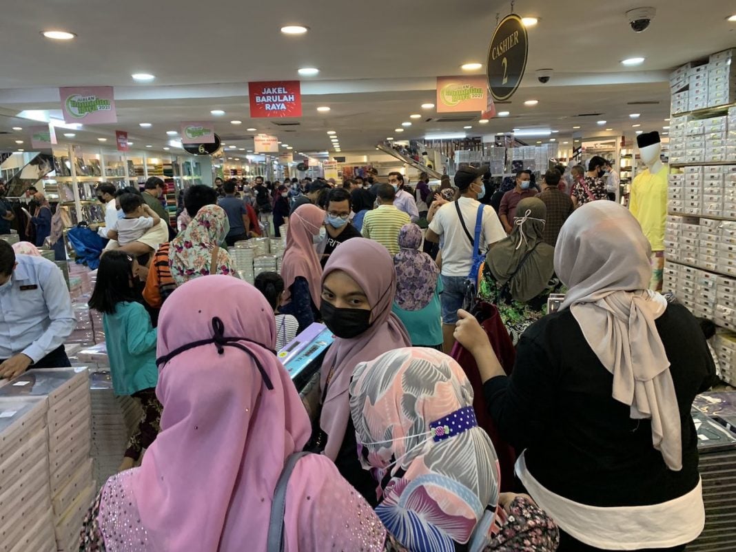 Jakel store latest to get compound for breaching Covid SOPs | MalaysiaNow