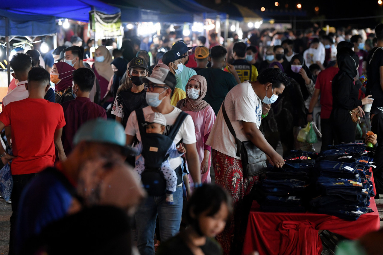 Whopping 39 deaths as new cases top 4,700 | MalaysiaNow