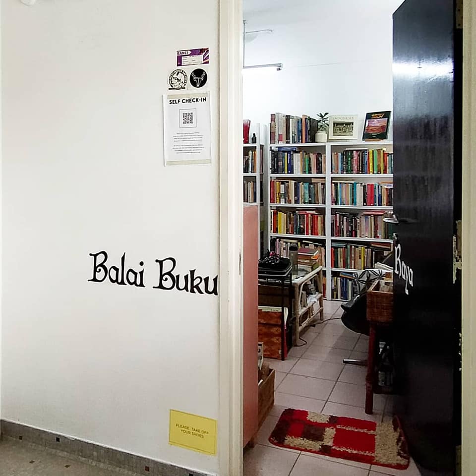 Peniaga kreatif alternatif bawah payung ‘Zhongshan Building’ harap ...