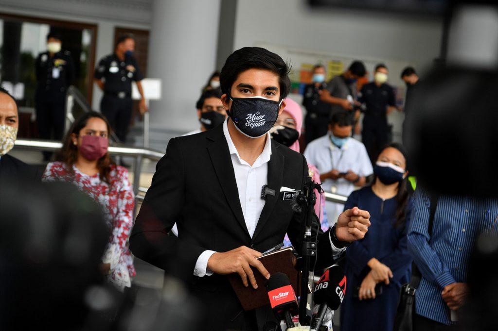 Judge tells Syed Saddiq to be careful when making social media ...