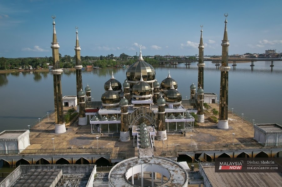 Masjid Kristal Terengganu bergelut kembalikan sinar gemerlapan ...