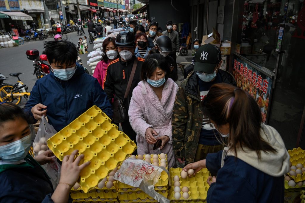 Shanghai scrambles to secure food supplies as Covid lockdown hits ...