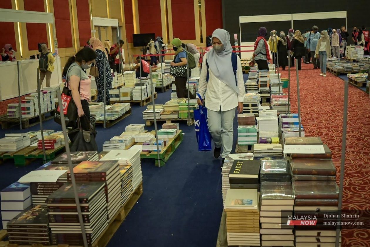 International book fairs or Islamic book fairs? | MalaysiaNow